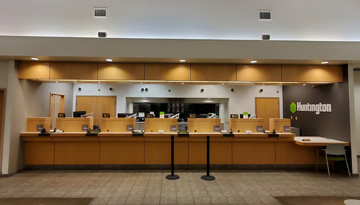 Huntington Bank Rebranding - Snyder Building Construction